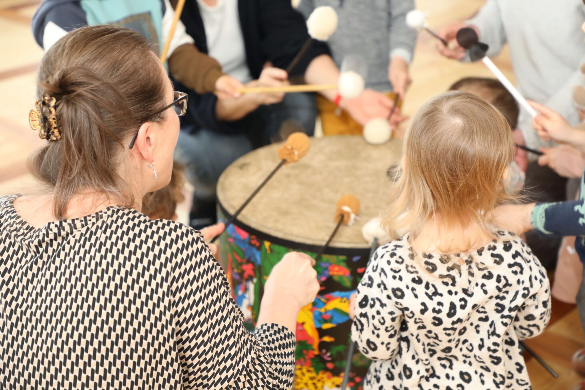 Eltern-Kind-Singen wird zu «Singe mit de Chliine» – Meileneranzeiger